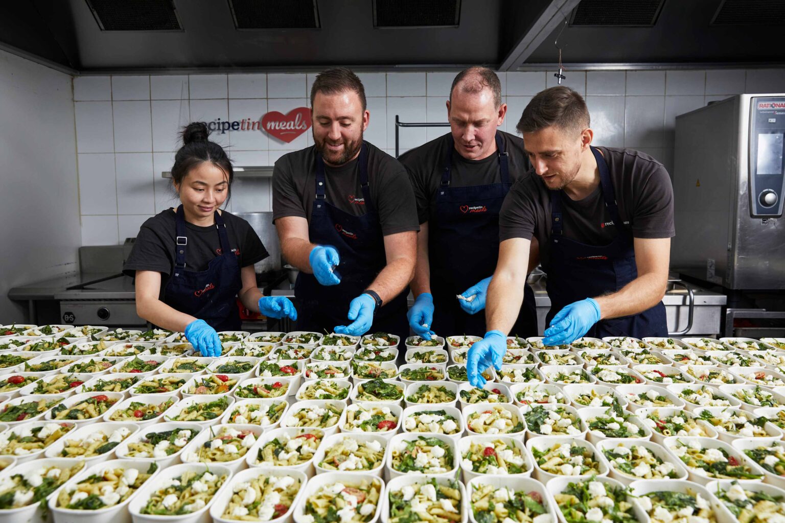 About Us – RecipeTin Meals